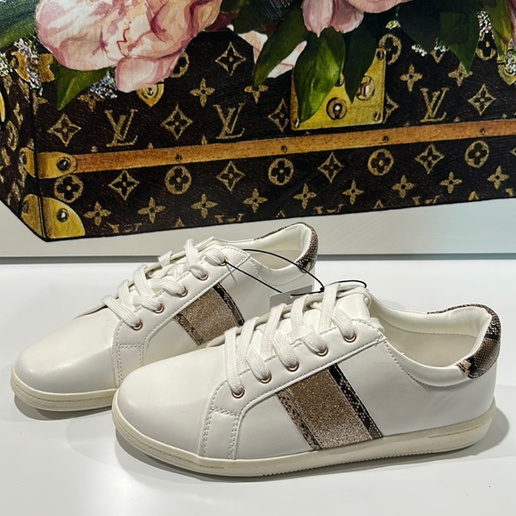 west loop | Shoes | New West Loop Womens Tennis Shoes Sz 78 With Tags ...